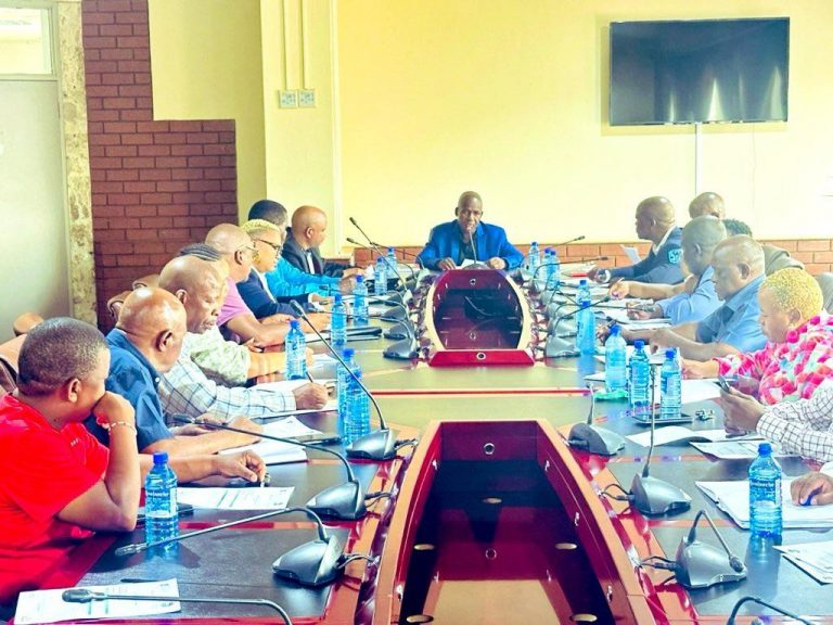 MEC SELLO LEHARI HOLDS IMPORTANT MEETINGS WITH TAXI & BUS ASSOCIATIONS ...